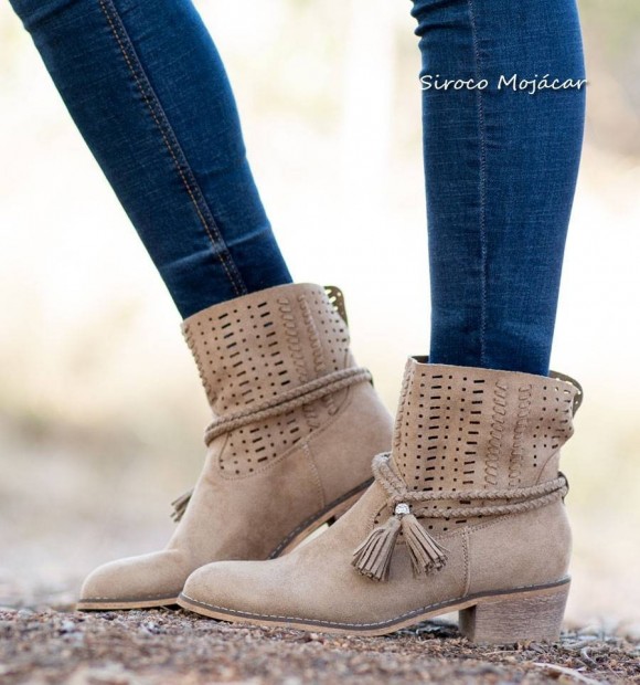 Botas de mujer baratas en tu tienda de calzado online - Siroco Mojacar